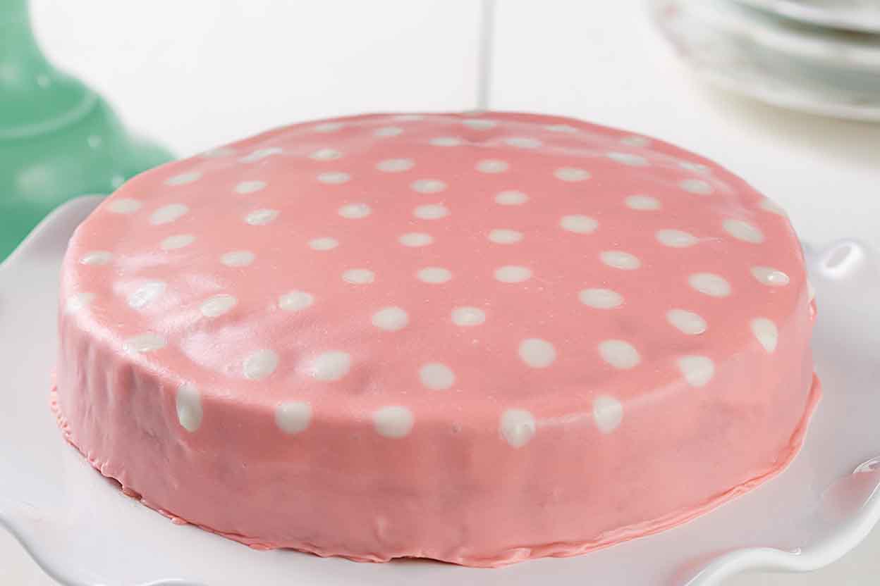 Poured Fondant Icing Recipe King Arthur Flour
